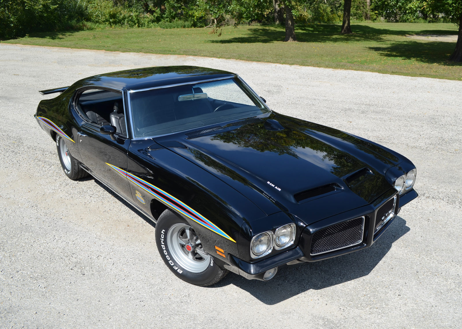 Pontiac Transportation Heritage | Pontiac Transportation Museum ...